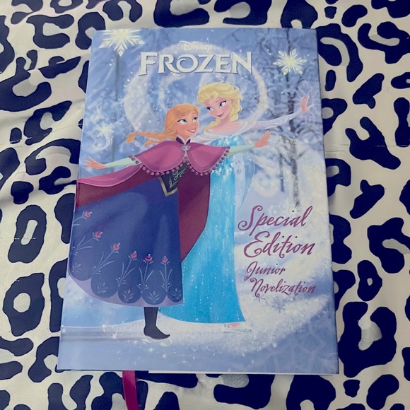 Disney | Other | Hardcover Frozen Special Edition Junior Novelization ...